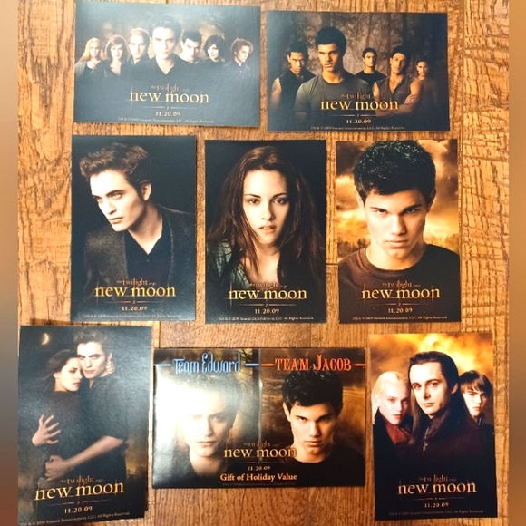 Other | The Twilight Saga New Moon Set Of 7 Collectible Pictures Edward ...